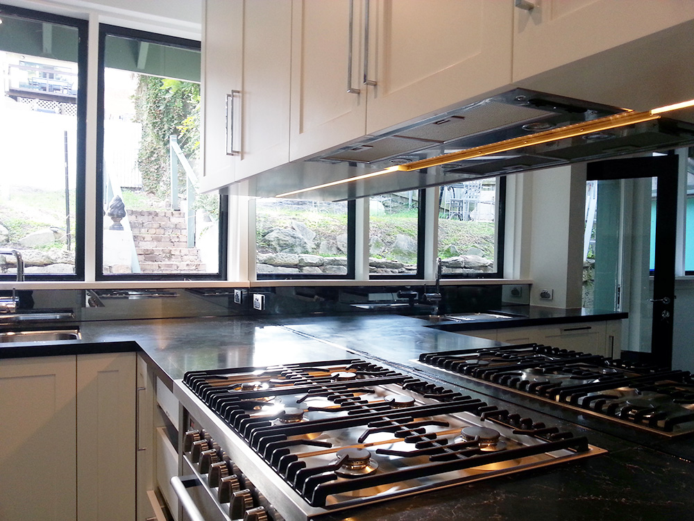 All Glass work domestic and commercial. Rozelle Glass